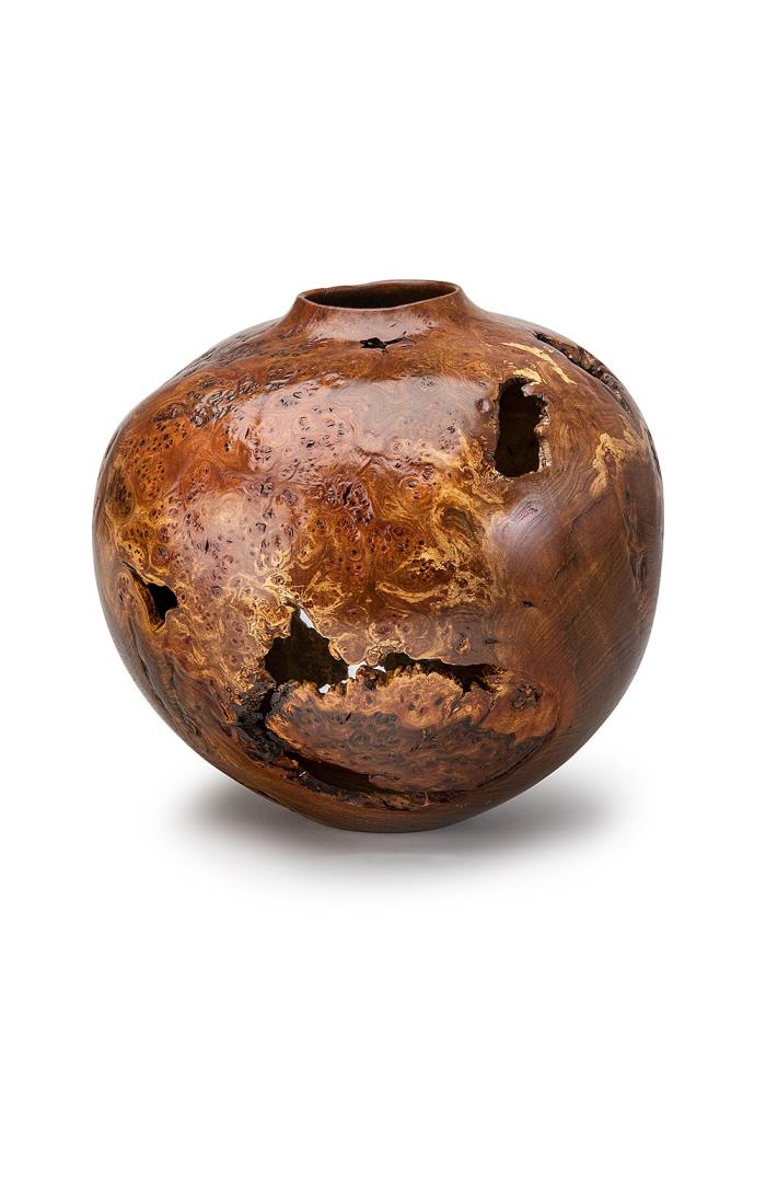 Wet Turned Burr Elm Vase by Angus Clyne | Angus Clyne | House Of Bruar
