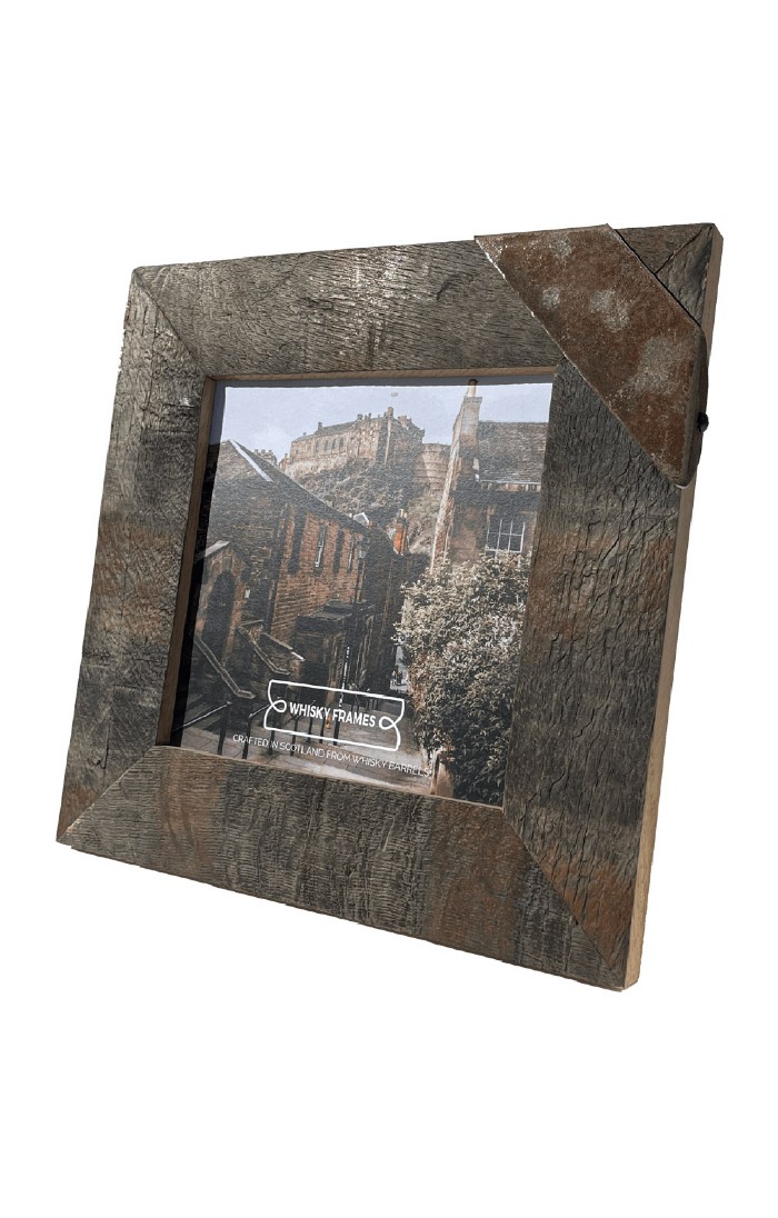 8'x 8' Whisky Cask Picture Frame - House of Bruar